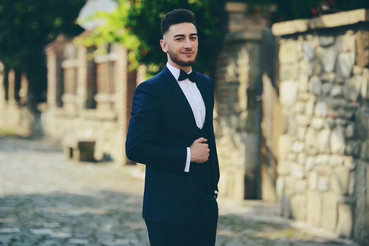 The Complete Guide To Being A Gentleman: How To Behave Properly - Wpcheap